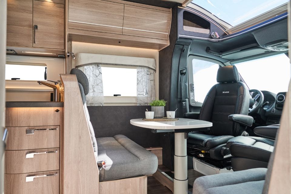 Kabe Novum Husbil – Nya och begagnade › Landrins Bil